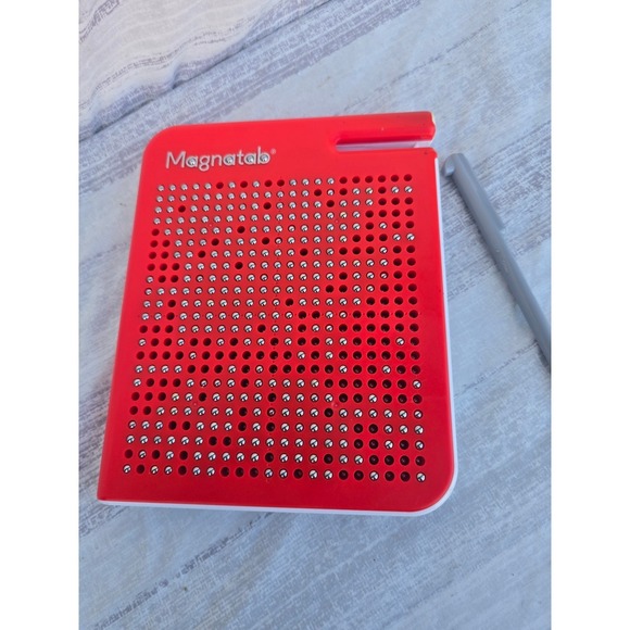 Playmonster | Games | Magnatab Red Magnetic Drawing Toy By Playmonster ...